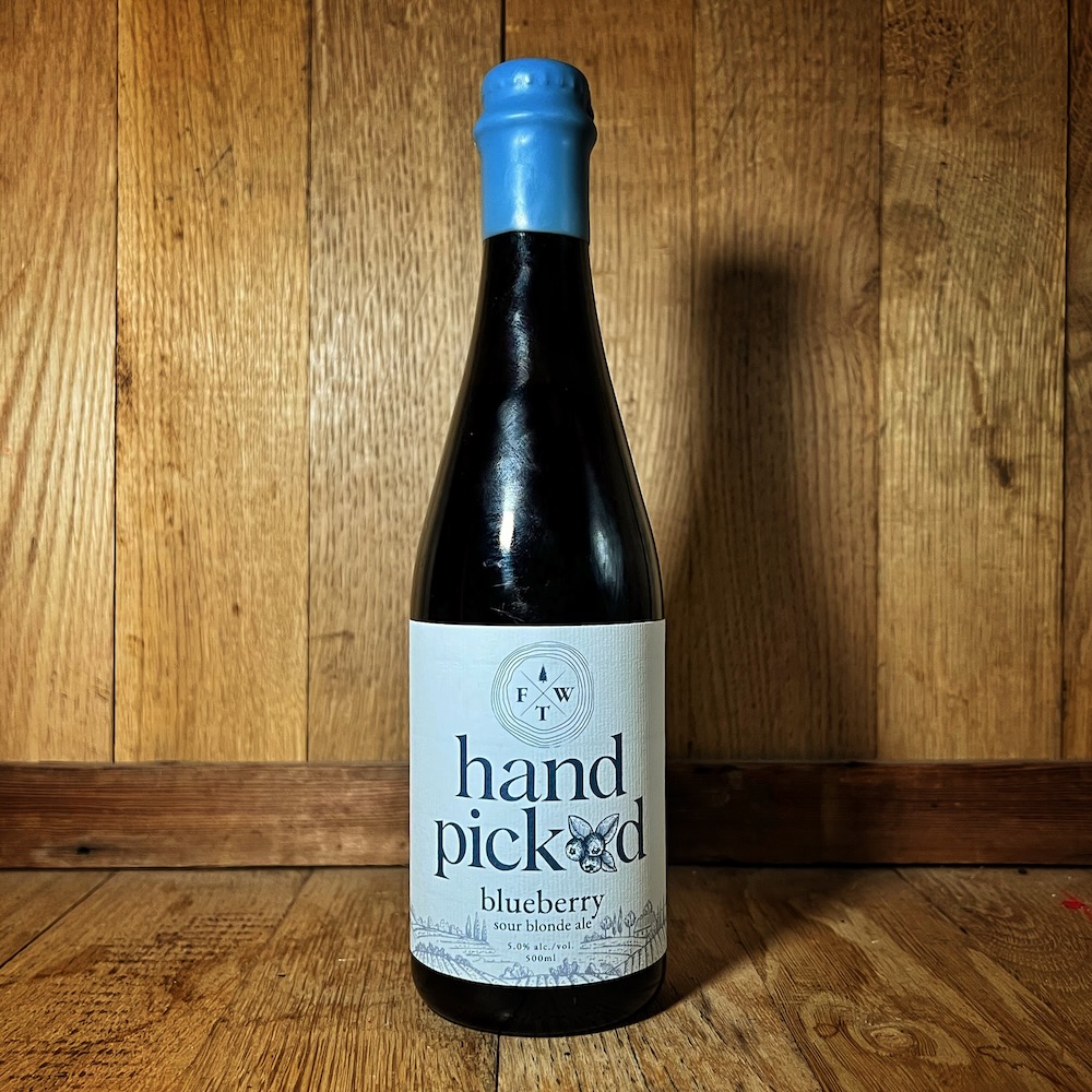Braxton Hand Picked: Blueberry Beer Tasting Notes - The Gnarly Gnome