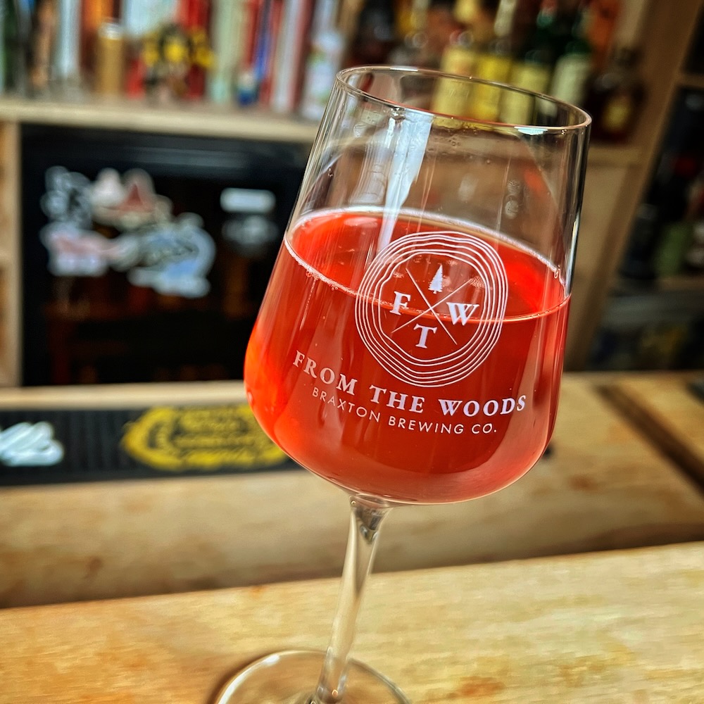 Braxton Hand Picked: Blueberry Beer Tasting Notes - The Gnarly Gnome