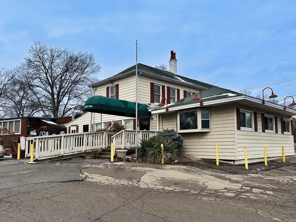 The Century Inn Serves Up History - The Gnarly Gnome