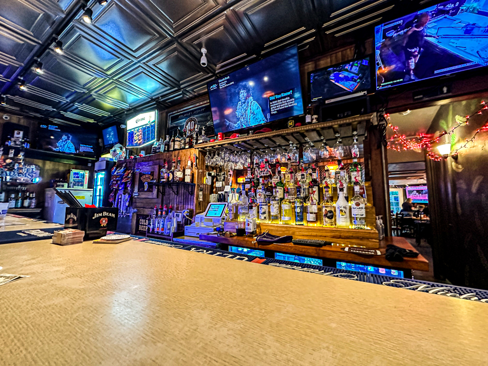 Remington Tavern Is Too Good To Be A Dive - The Gnarly Gnome